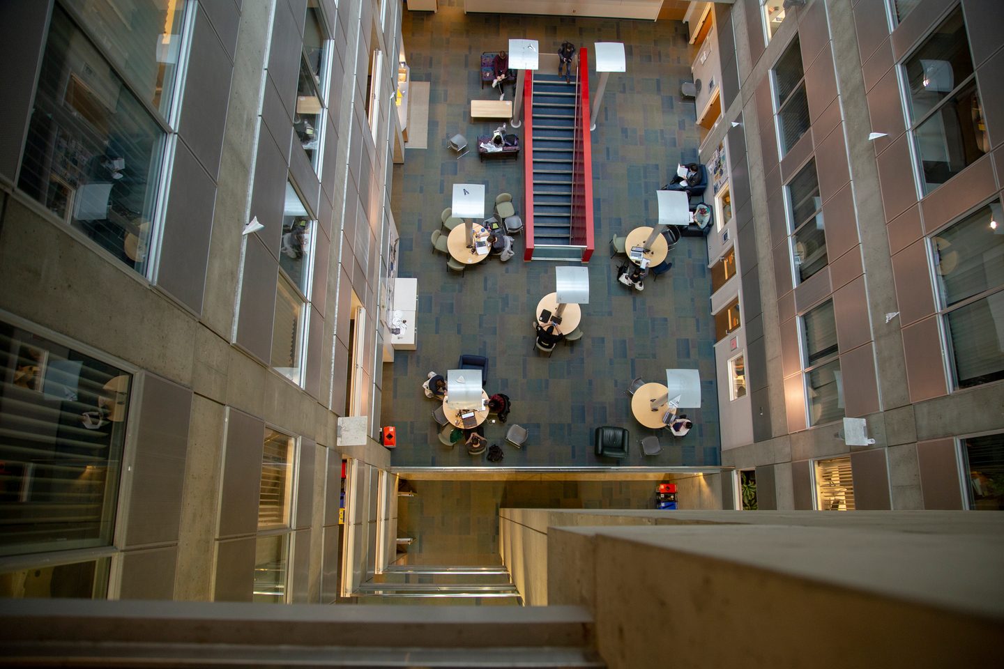 University of Victoria | Canada | Study abroad | Kaplan International