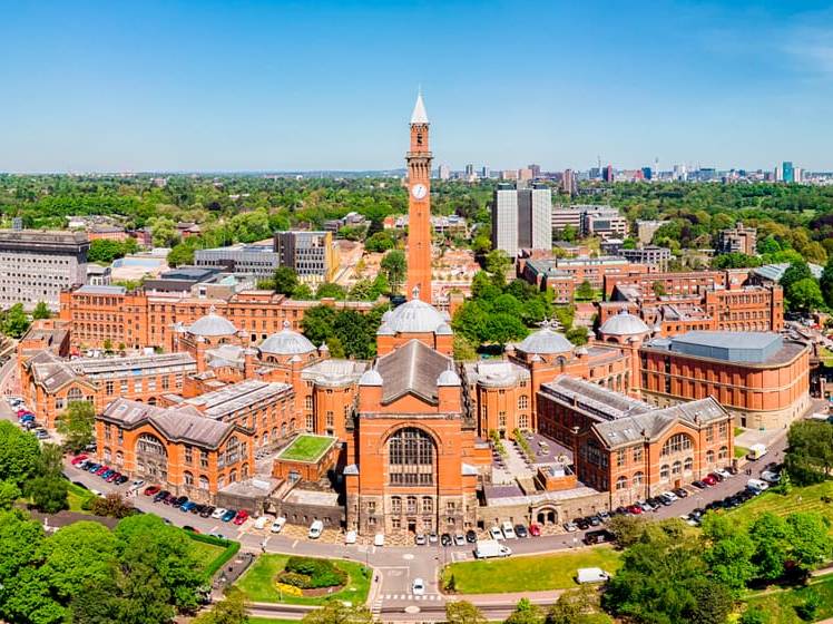 What is a red brick university? | Kaplan Pathways Blog