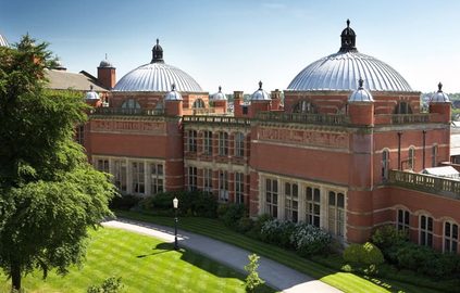 What is a red brick university? | Kaplan Pathways Blog