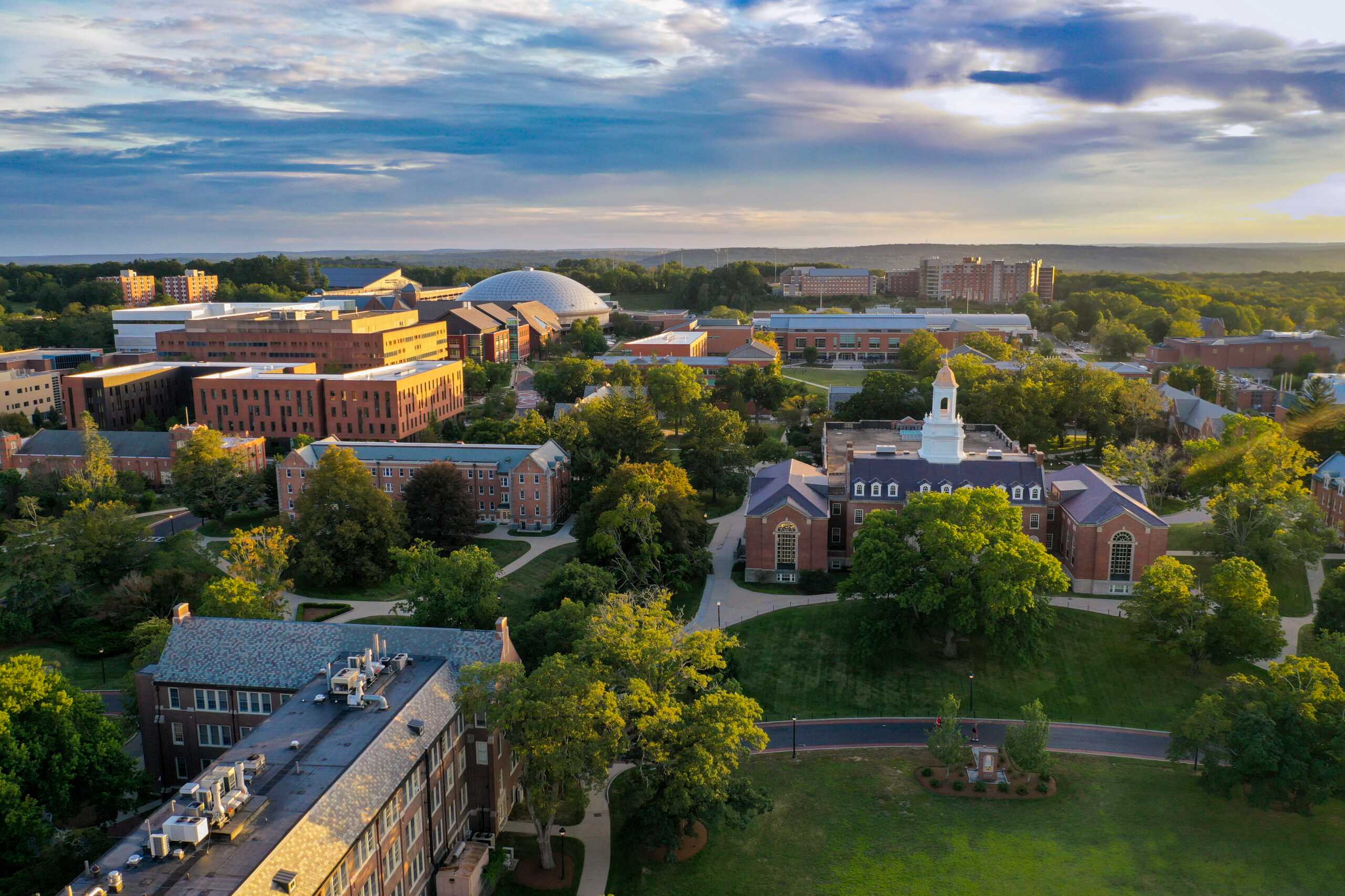 Study at UCONN’s Storrs campus | University of Connecticut | Kaplan ...